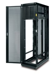 APC BASIC RACK DISTRIBUTION PANEL 230 V IN A RACK power distribution ...